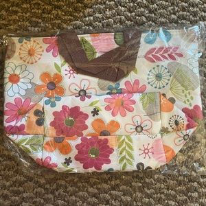 thirty-one - Poshmark